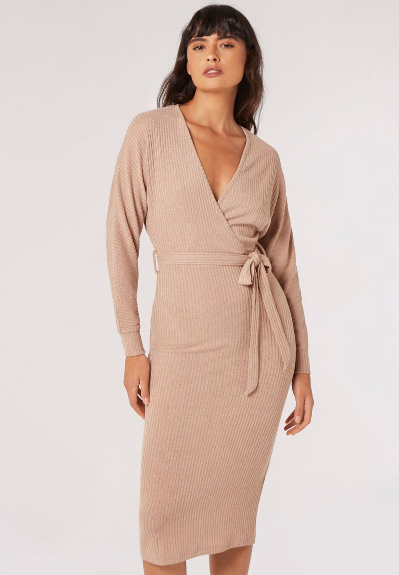 Apricot BATWING WRAP - Fodralklänning - stone/sten - Zalando.se