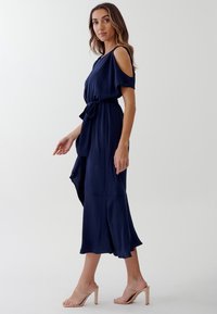 TUSSAH ELEORA - Robe de jour - navy blue/bleu marine - ZALANDO.FR