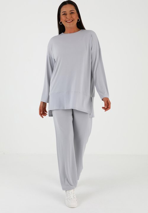 Modanisa PLUS SIZE - ALIA - Pusero - black/musta - Zalando.fi