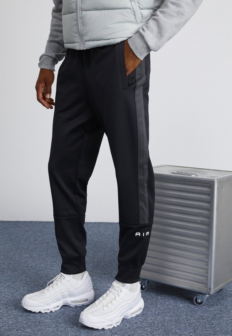 Nike Sportswear M Nsw Sw Air Jogger Cvs Bb Jogginghose Black