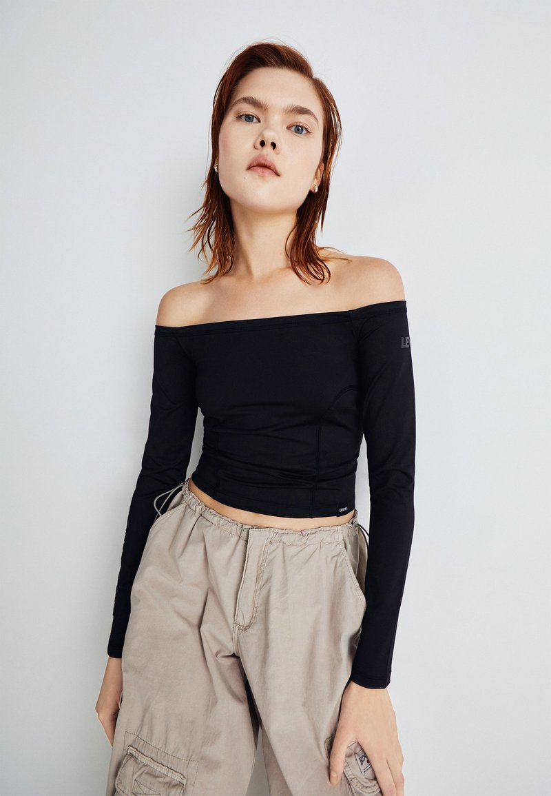 Levi's® GRAPHIC LEXIE BARDOT - Long sleeved top - black - Zalando.ie