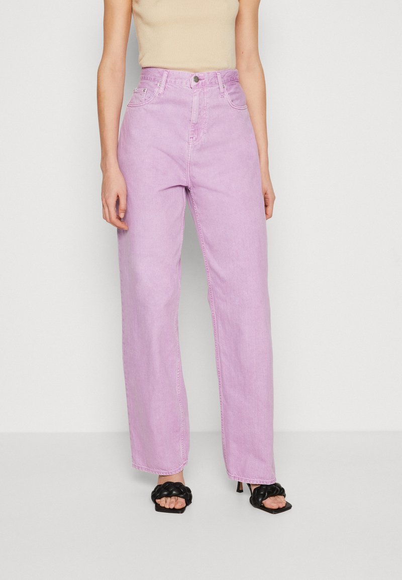 Calvin Klein Jeans HIGH RISE RELAXED - Relaxed fit jeans - denim light ...