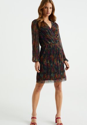 Robes d'été multicolor en ligne sur Zalando