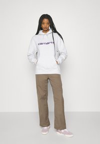 Carhartt WIP HOODED - Sweatshirt - heather/cassis/hellgrau - Zalando.ch