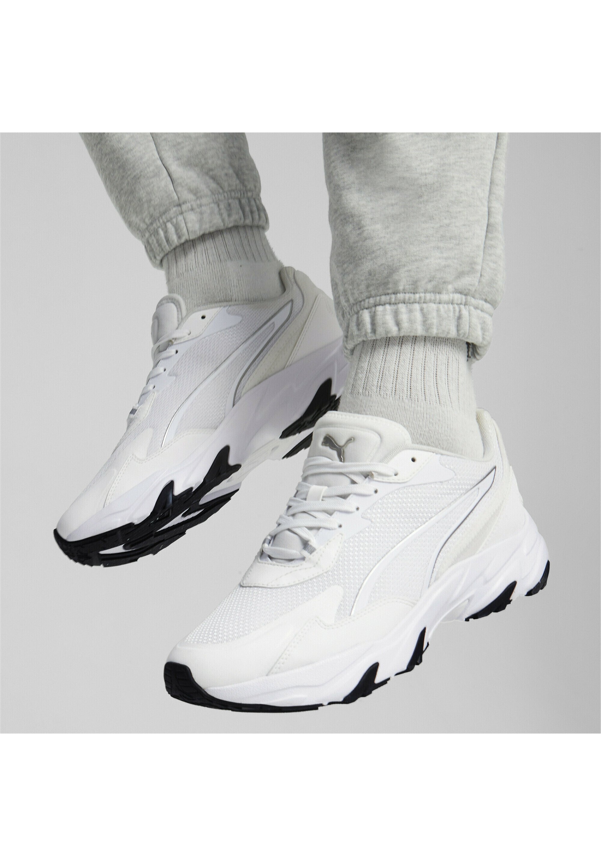 Puma INJECTOR CLEAN - Sneaker low - white silver/weiß - Zalando.ch