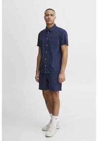 Solid SDFREVNE - Shorts - insignia blue/blau - Zalando.de