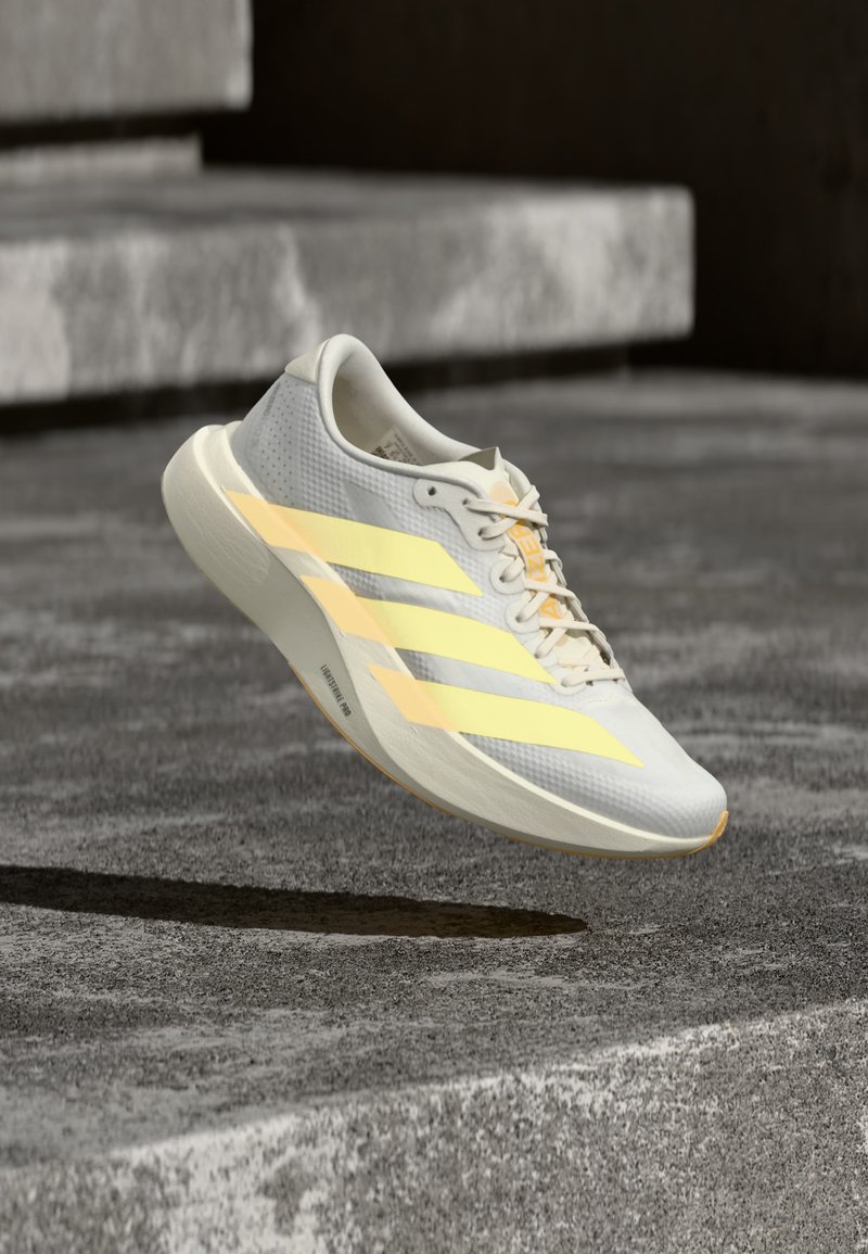 adidas Performance ADIZERO EVO SL WOVEN W - Túracipő - footwear white ...