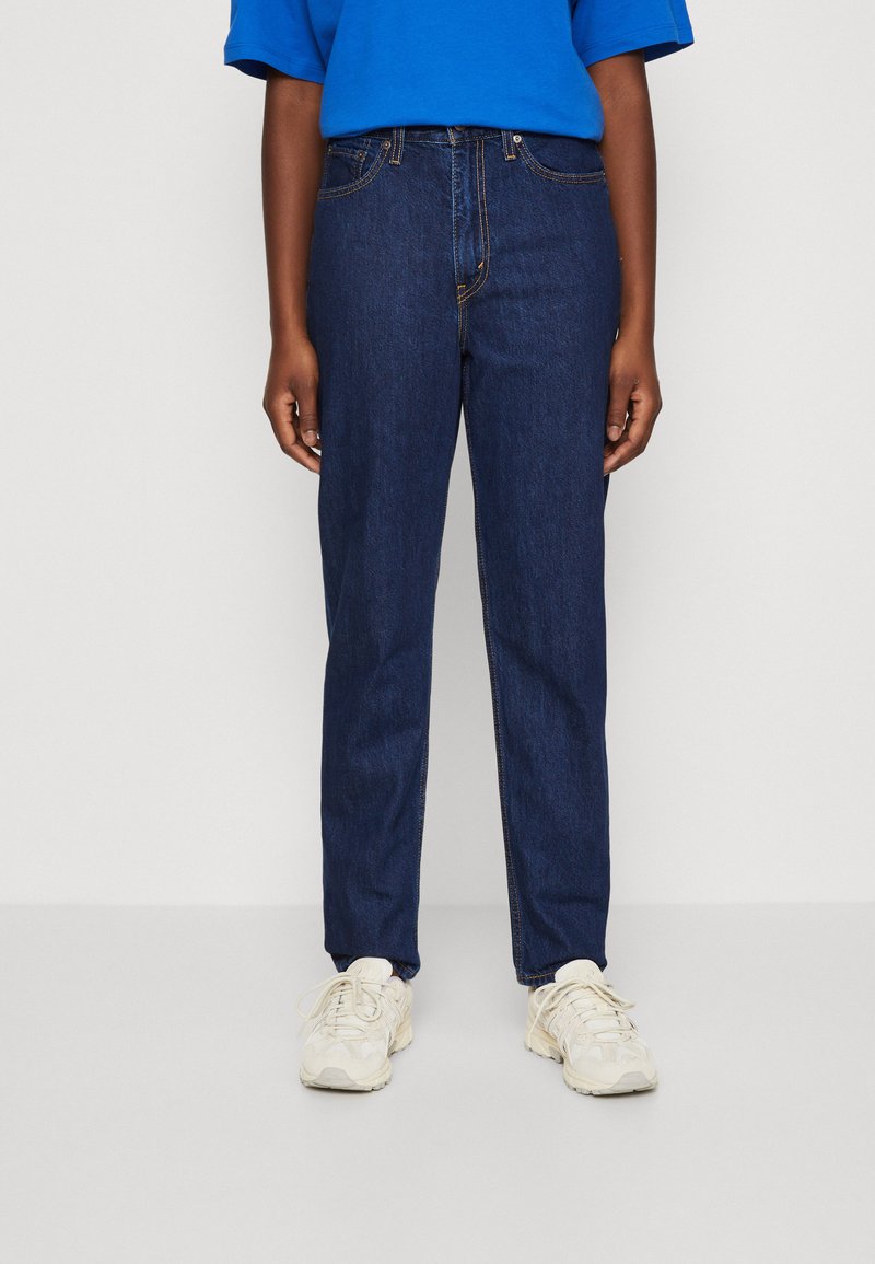 Levi's® 80'S MOM - Jeans Tapered Fit - running errands/dark-blue denim ...