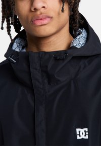 DC Shoes CLOUDBREAK RAINSHELL - Waterproof jacket - black - Zalando