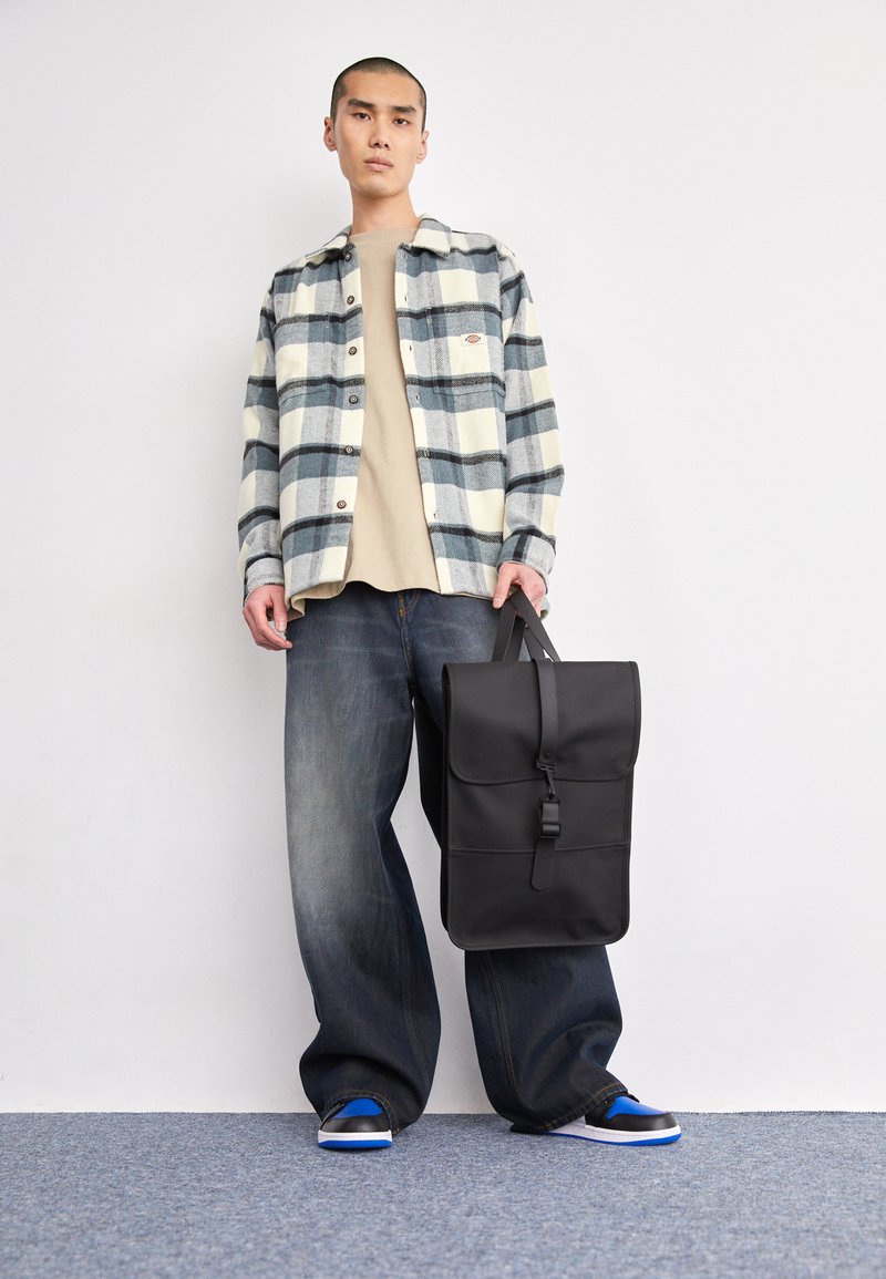 Rains BACKPACK MINI UNISEX - Rucksack - black - Zalando.ie