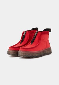 Clarks TORHILL ZIP. - Mocasines - red/rojo - Zalando.es