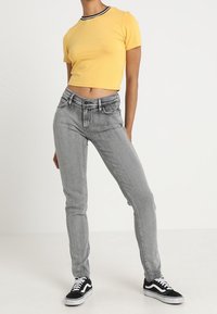 Levi's® Line 8 Jeans Skinny Fit - grey denim - (Pre-owned) - Zalando