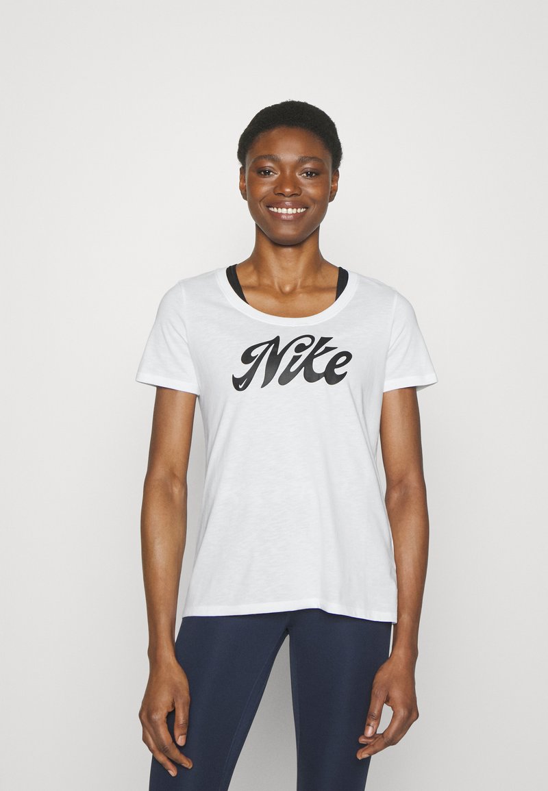 Nike Performance SCRIPT TEE - Sport T-Shirt - white/black/weiß - Zalando.de