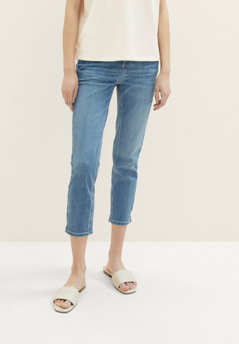 TOM TAILOR ALEXA CROPPED - Jeans slim fit - light stone wash denim ...