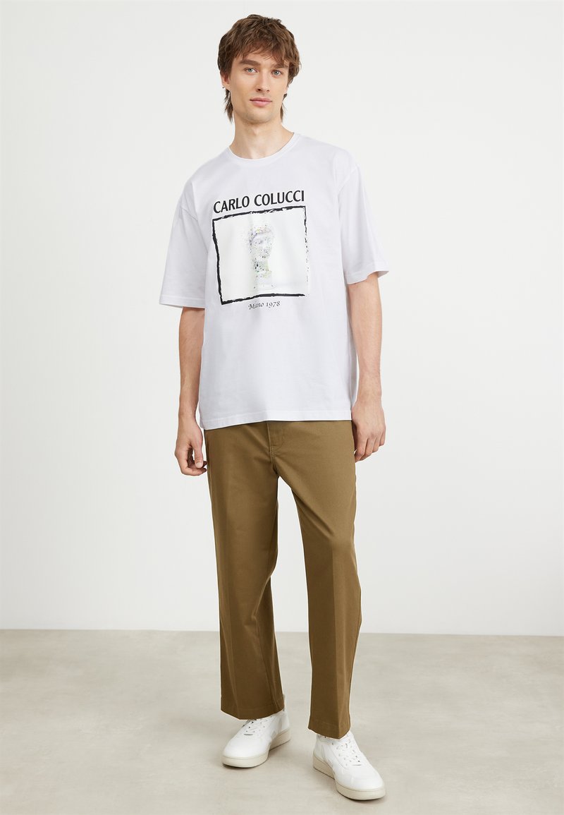 Carlo Colucci Apdrukāts T-krekls - white/balts - Zalando.lv