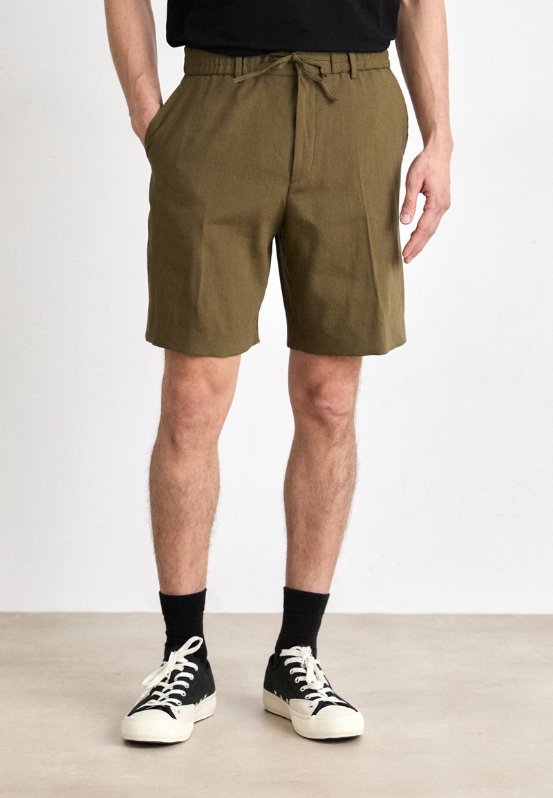 BOSS PETER - Shorts - dark green/dunkelgrün - Zalando.de