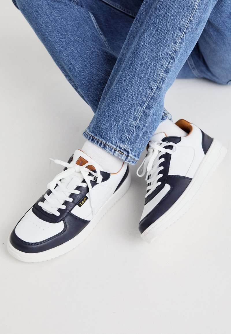 Lee LUCIAN MEN - Trainers - bright white/dress blues/white - Zalando.co.uk