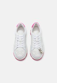 GCDS ESSENTIAL NAMI - Baskets basses - fucsia/rose - ZALANDO.FR