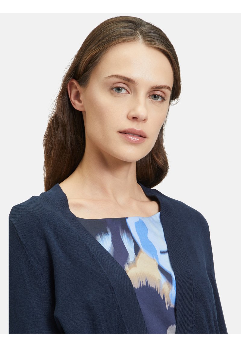 Betty & Co OHNE VERSCHLUSS - Strickjacke - navy blue/blau - Zalando.at