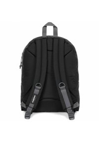 Eastpak PINNACLE 42 CM - Rugzak - kontrast grade grey/zwart - Zalando.be
