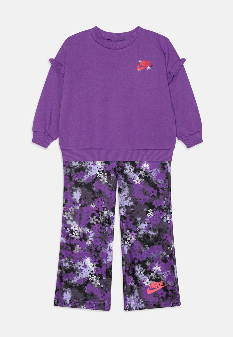 Nike Sportswear FRESH CUT DOLMAN RUFFLE SET - Collegepaita - black ...