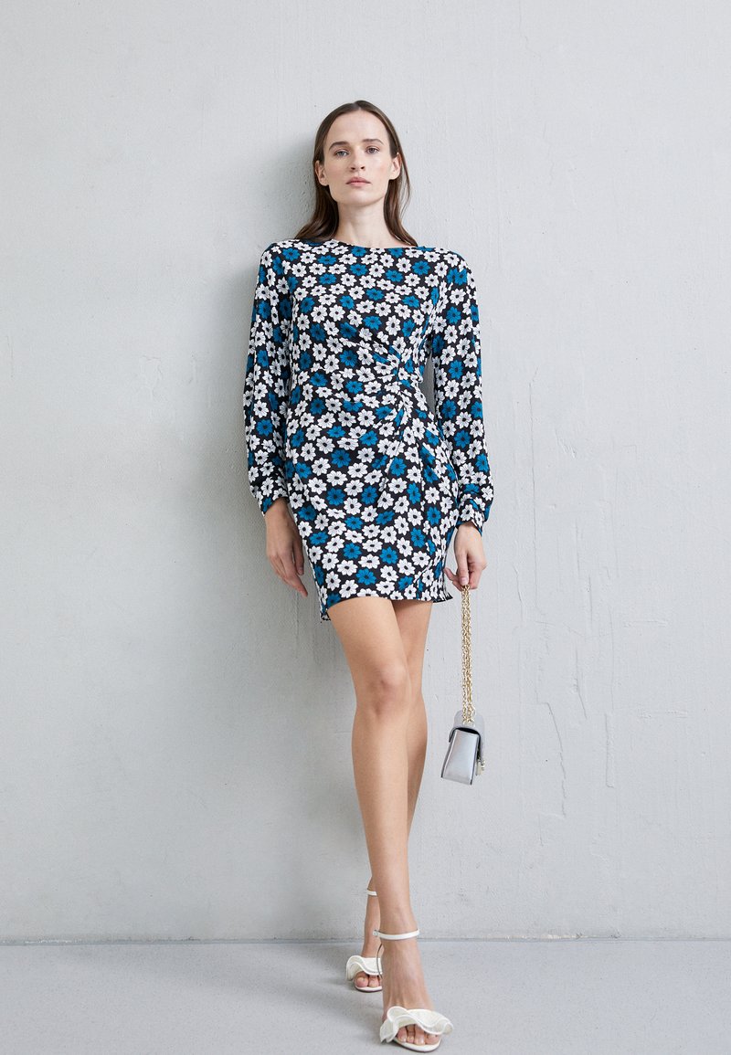 Diane von Furstenberg CORALINE DRESS - Kjole - daisy ivory/flerfarget ...