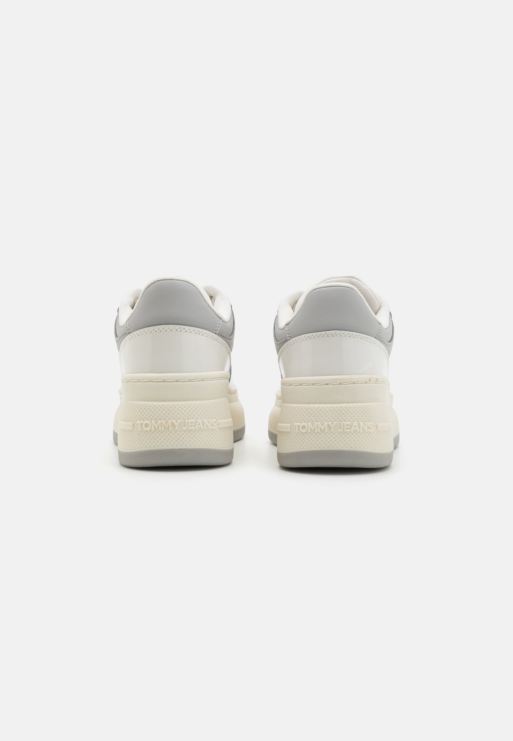 Tommy Jeans RETRO BASKET FLATFORM Sneaker low ecru light cast offwhite Zalando