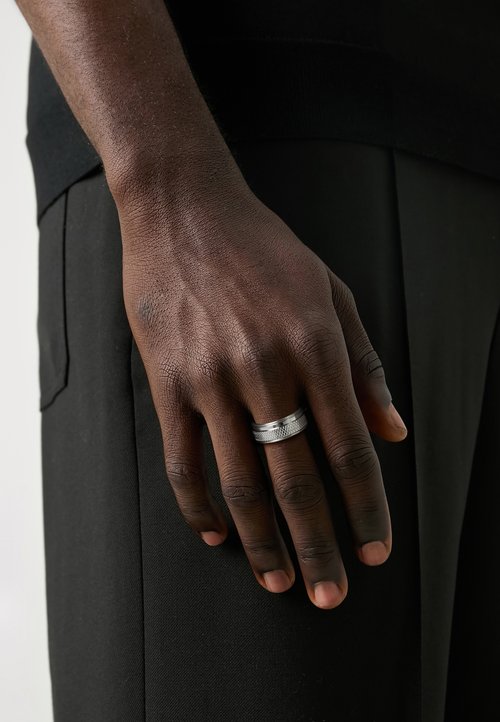 KUZZOI BASIC - Ring - schwarz - Zalando.ch