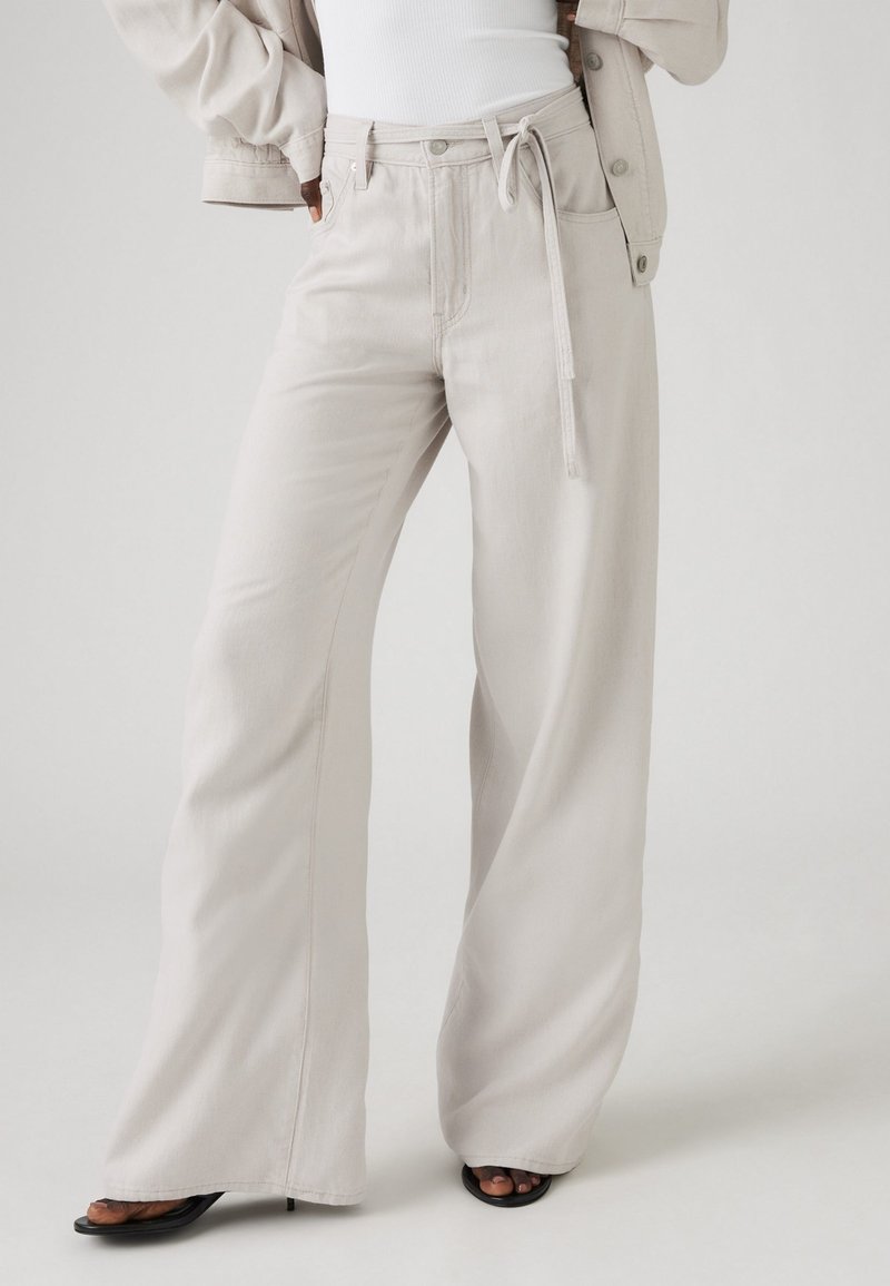 Levi's® XL STRAIGHT - Jeans Relaxed Fit - crystal gray/offwhite - Zalando