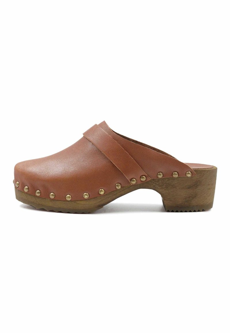 Jules & Jenn STUD - Clogs - cognac - Zalando.de