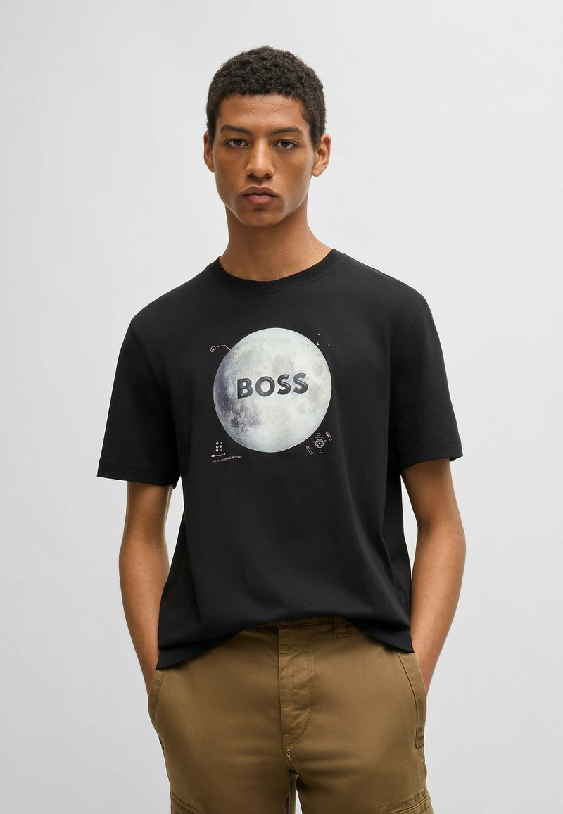 BOSS MOON - Print T-shirt - black one/black - Zalando