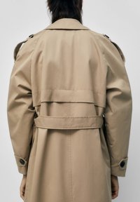 PULL&BEAR BASIC - Trenchcoat - beige - Zalando.de