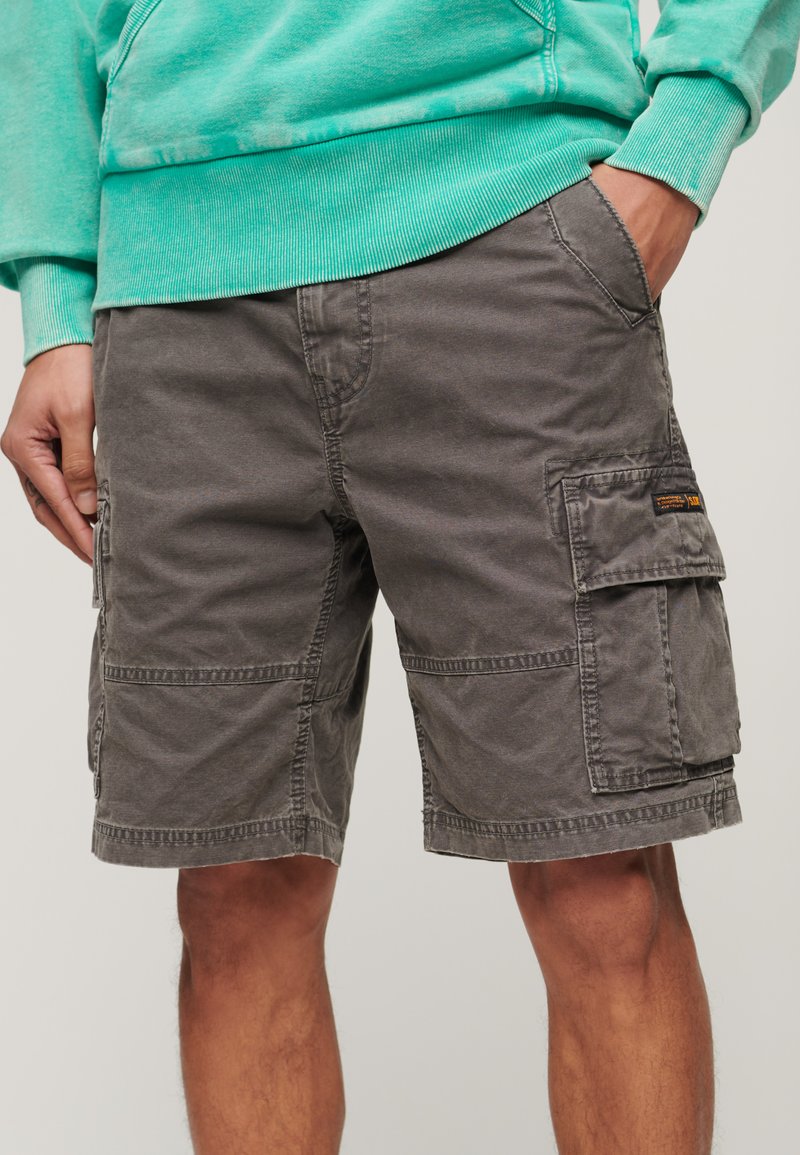 Superdry Shorts - washed grey/mørkegrå - Zalando.dk