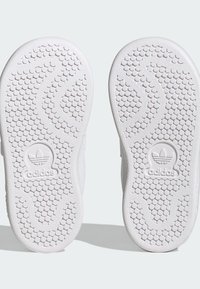 adidas Originals STAN SMITH - Trainers - cloud white cloud white core ...