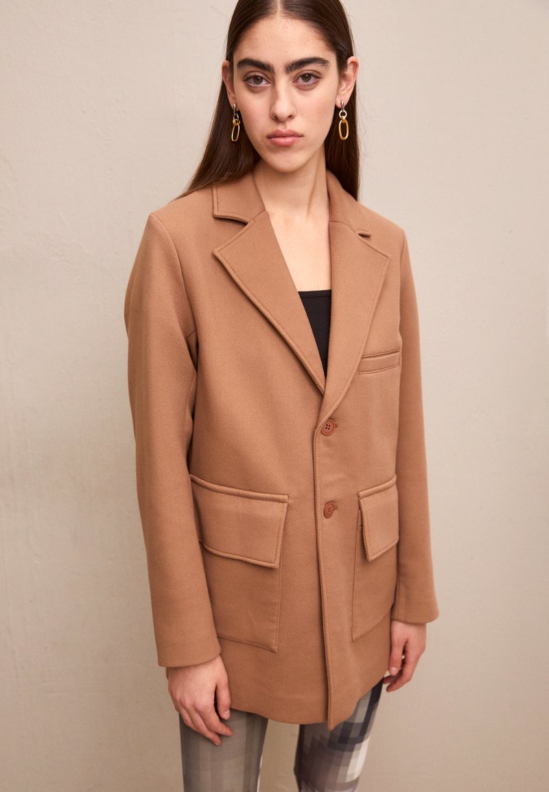 One Wolf UNIFORM JACKET - Geacă bomber - camel - Zalando.ro