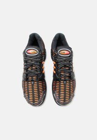 adidas Originals CLIMACOOL 1 UNISEX - Trainers - pure ruby/lucid ...