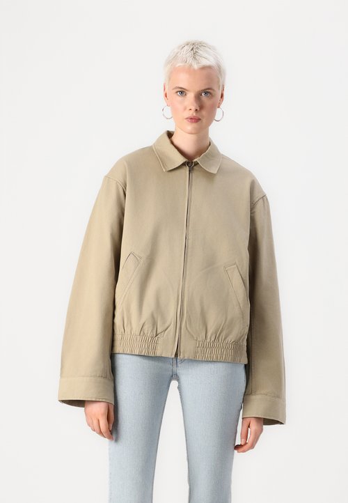 Weekday Klær, Sko & Accessories | Dameklær | Mote til damer på nett ...