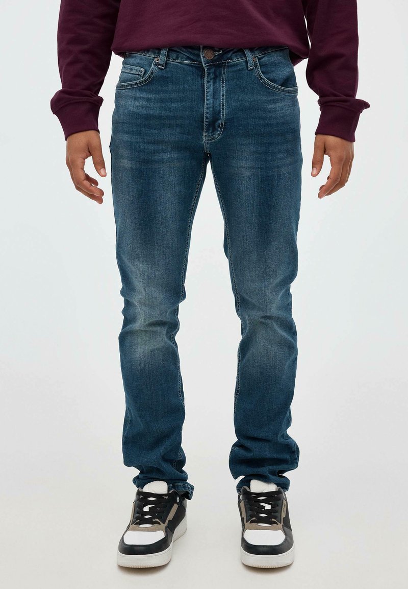 INSIDE Vaqueros rectos - rojo/blue denim - Zalando.es