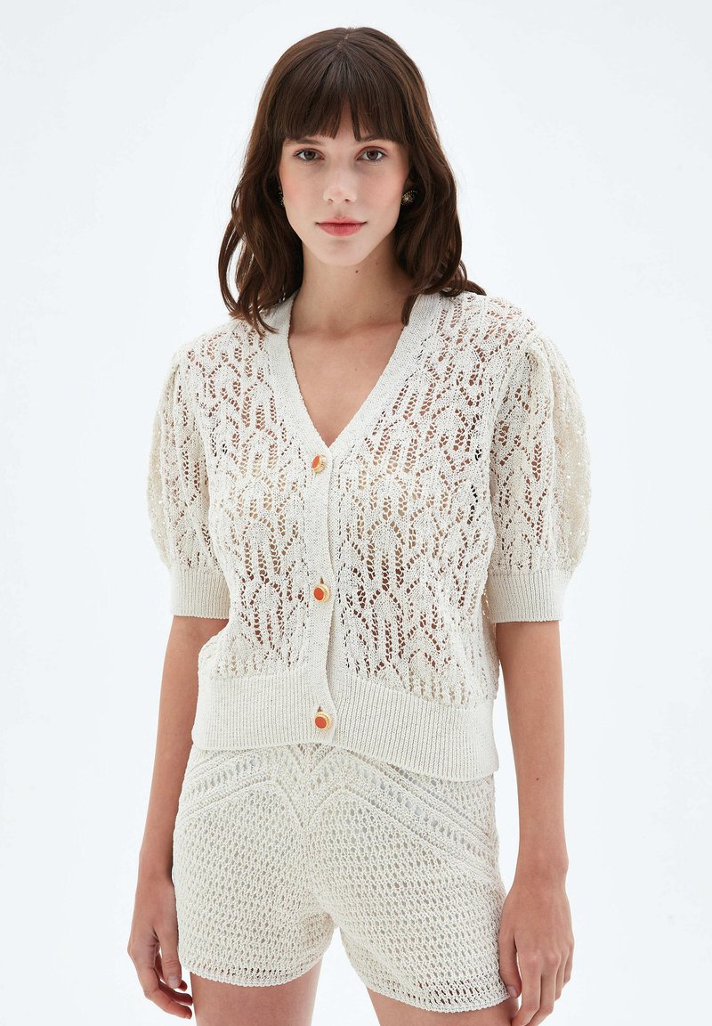 adL BUTTONED FRONT - Vest - beige - Zalando.be