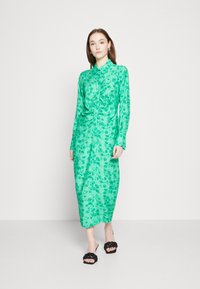 Envii VICTORIA LONG DRESS - Robe chemise - green/vert - ZALANDO.FR