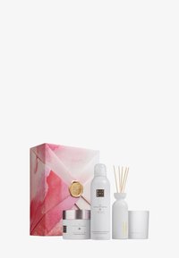 Rituals LARGE BATH & BODY GIFT SET THE RITUAL OF SAKURA - FLORAL ...
