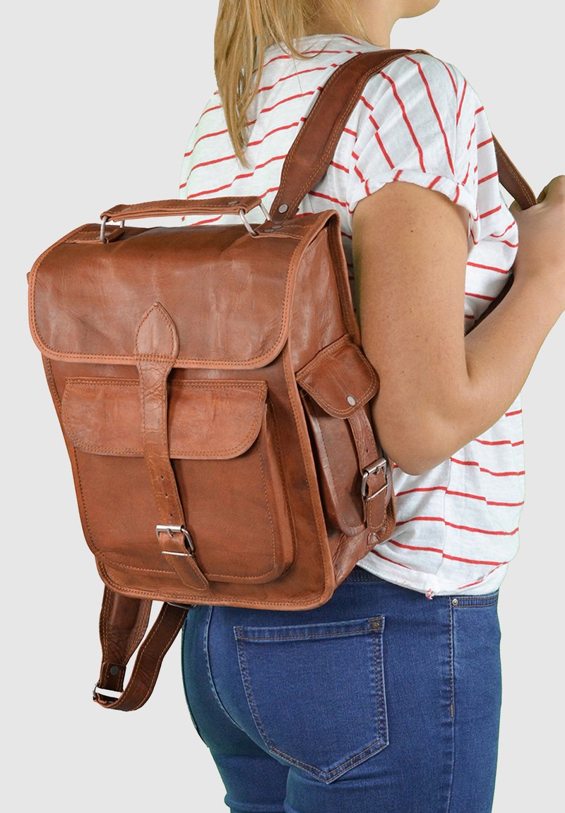 Gusti Leder Batoh - brown/hnědá - Zalando.cz