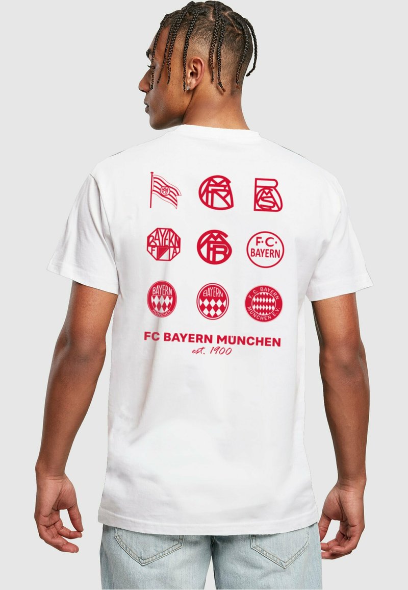 FC Bayern München LOGO HISTORY ROUND NECK - T-Shirt print - white/weiß ...