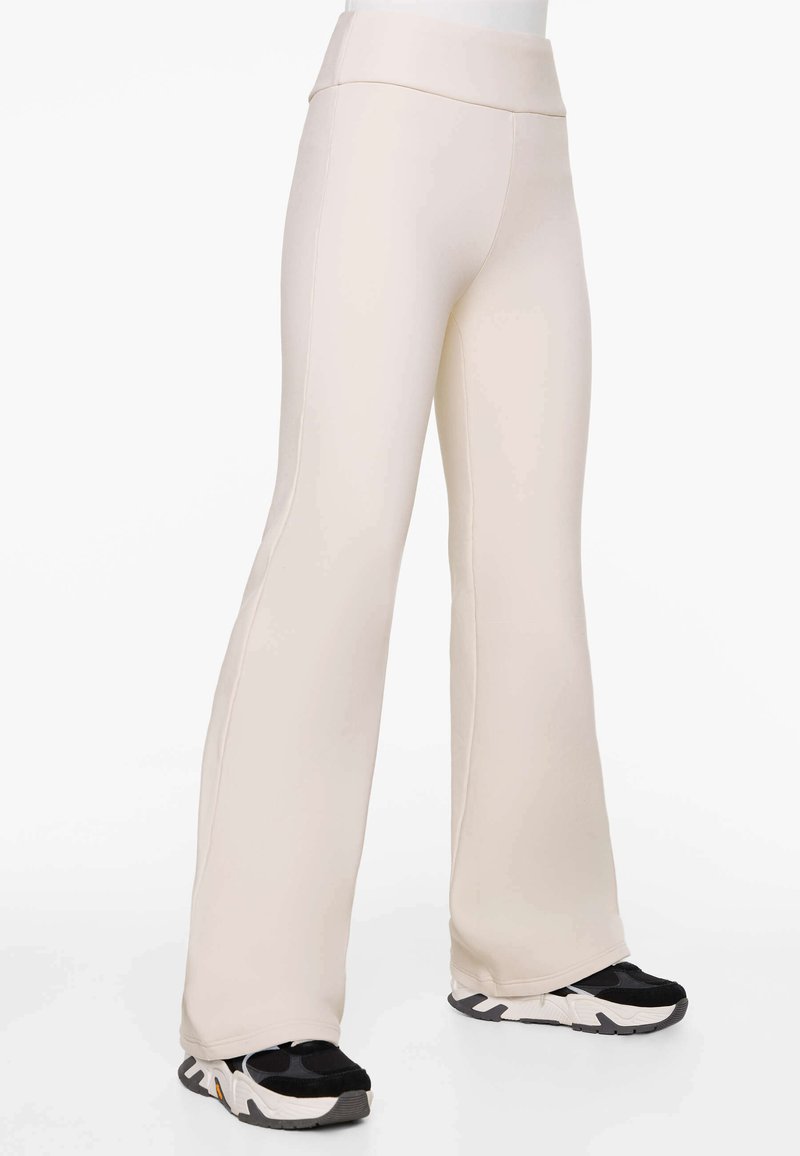 OYSHO SUPER EXTRA WARM SEAMLESS BOOTCUT - Outdoor-Hose - stone/stein ...