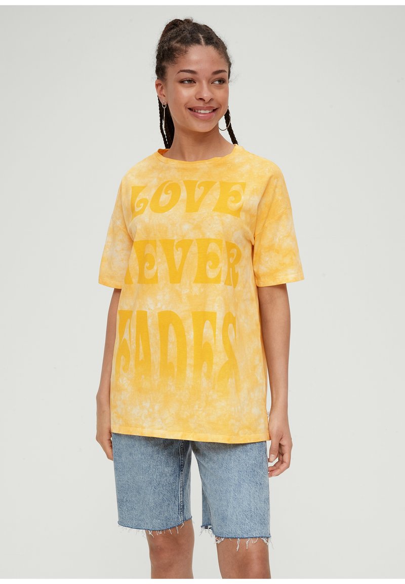 QS by s.Oliver BATIK MIT STATEMENT - T-Shirt print - ecru/offwhite ...