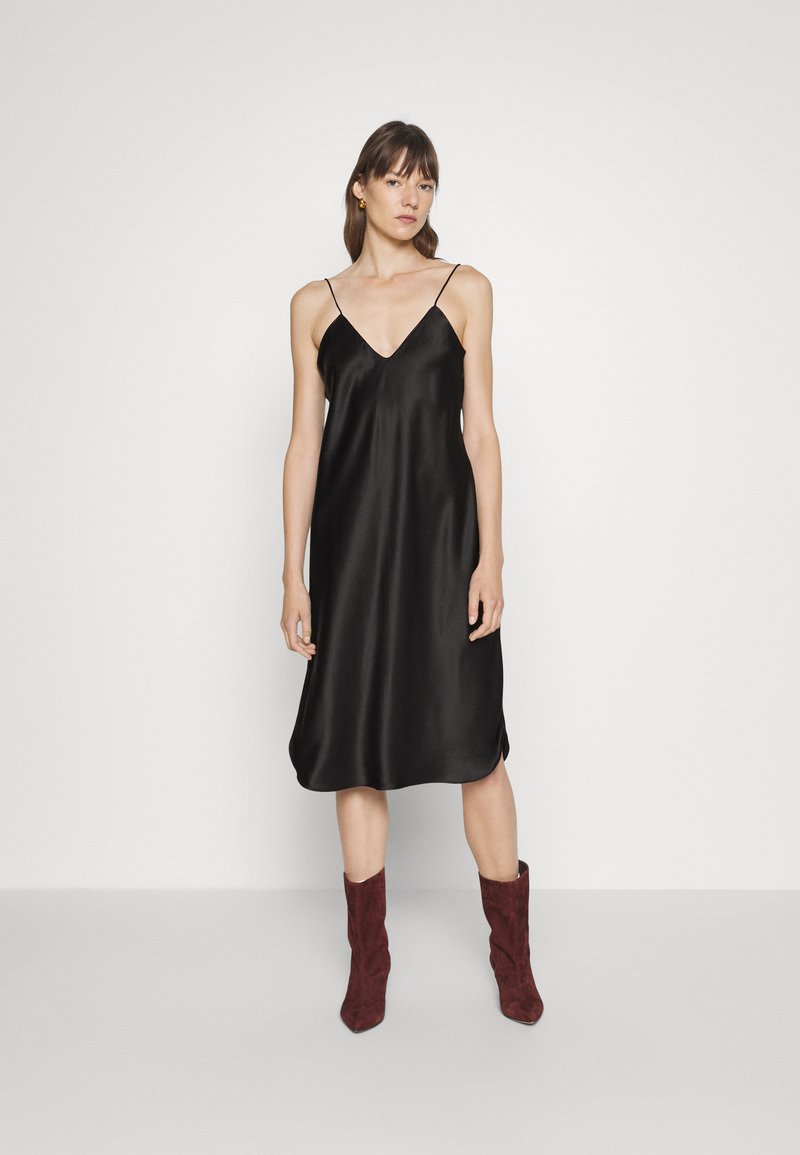 Banana Republic STRAPPY BIAS SLIP MIDI CHARMEUSE - Cocktailkleid ...