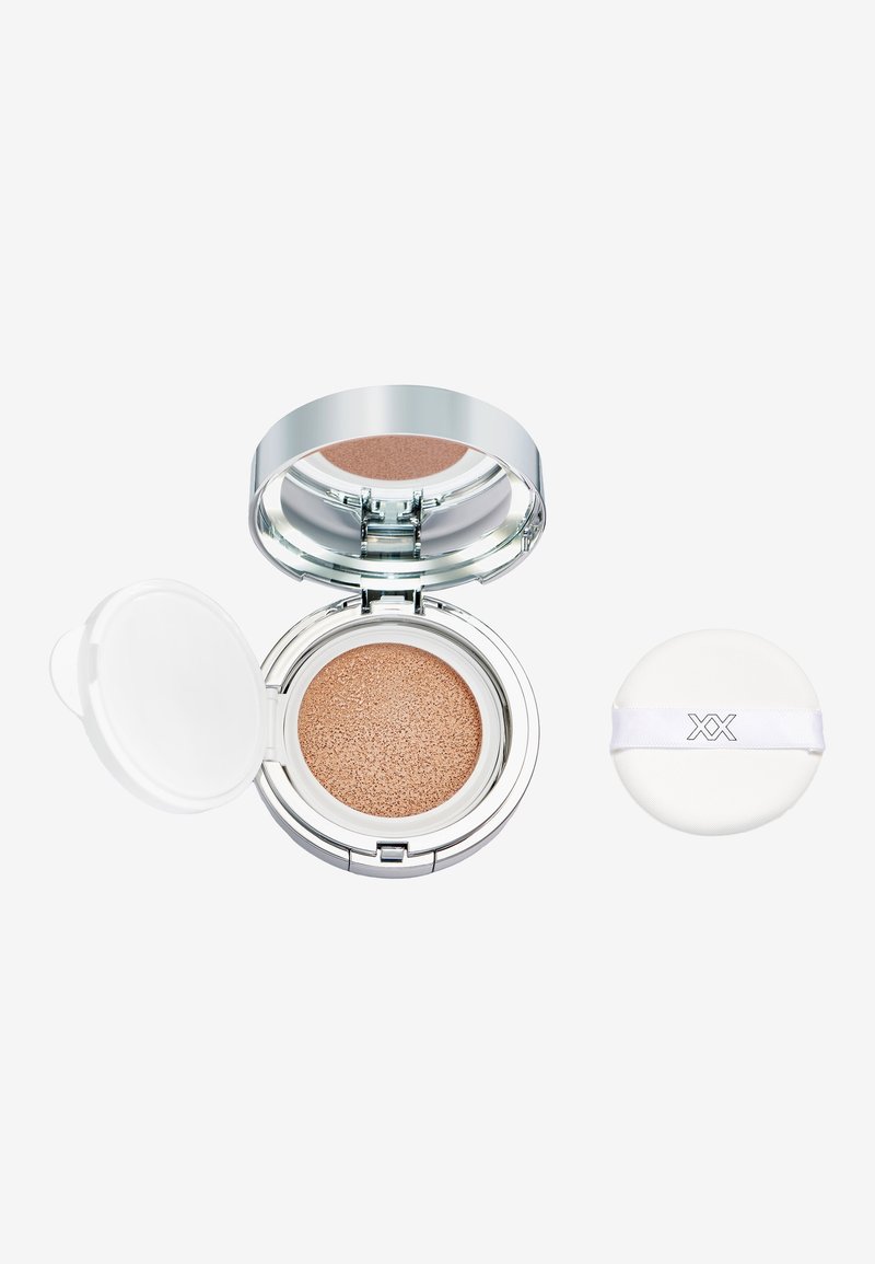 XX REVOLUTION XX REVOLUTION SKIN LIGHT - Foundation - sand - Zalando