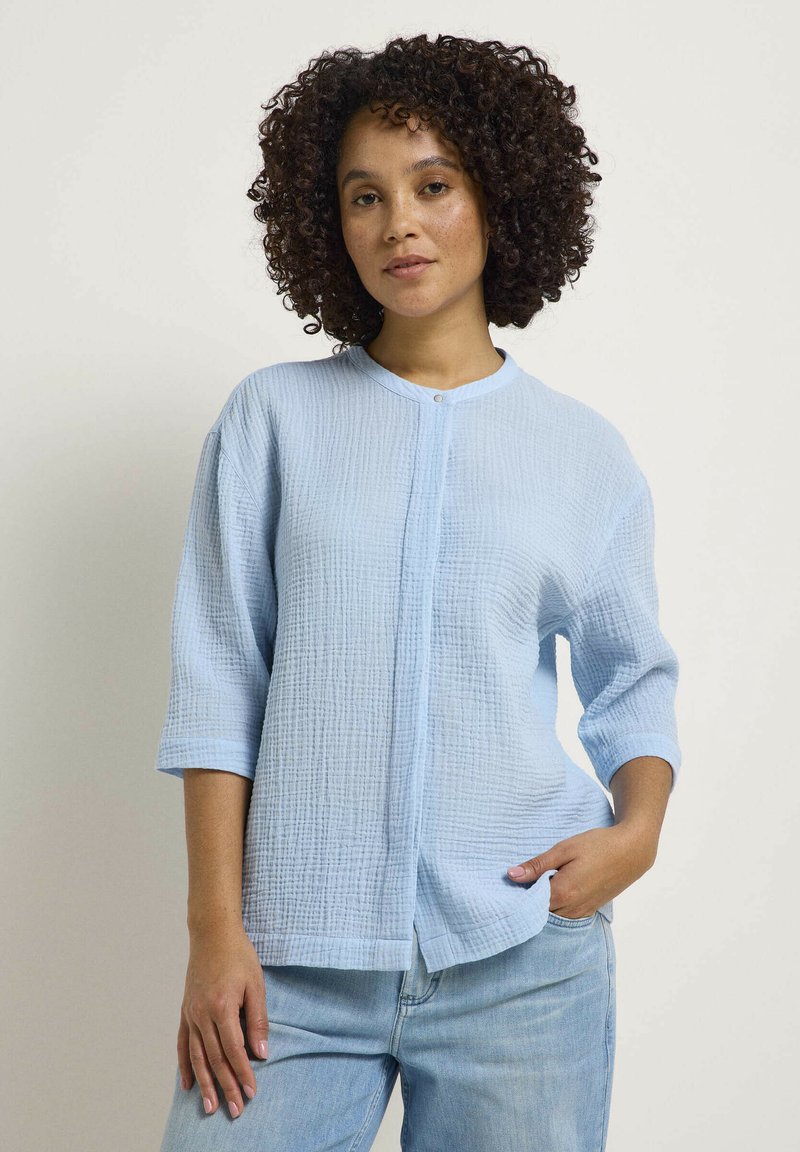 LANIUS MIT STRUKTUR - Button-down blouse - clear sky/blue - Zalando.de