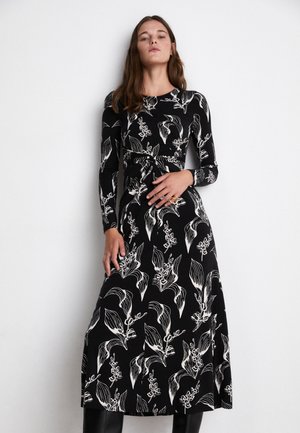 Robes longues en ligne sur Zalando