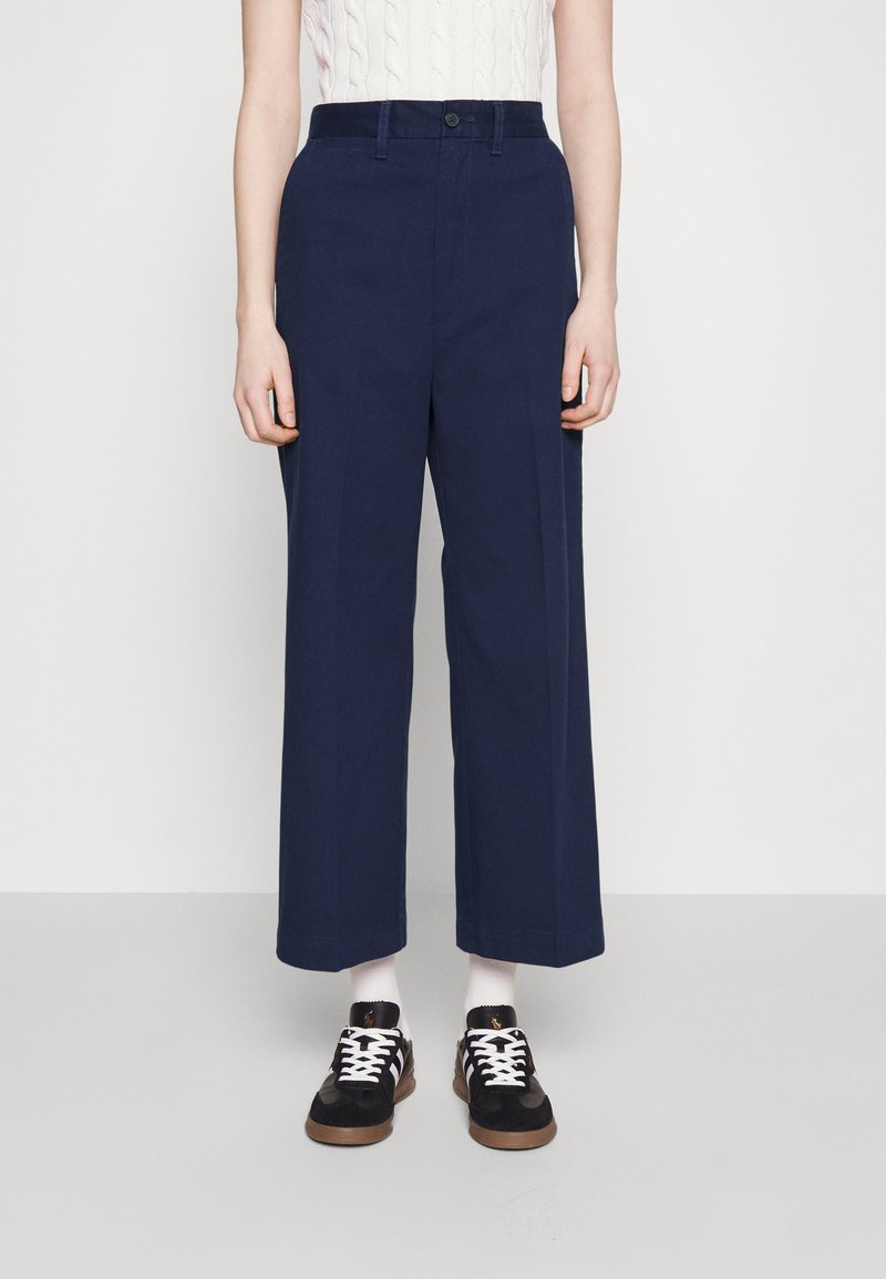 Polo Ralph Lauren CROPPED FLAT FRONT - Trousers - newport navy/dark blue - Zalando.co.uk